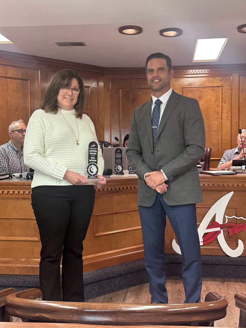 School board recognizes students, staff - Adair County Community Voice