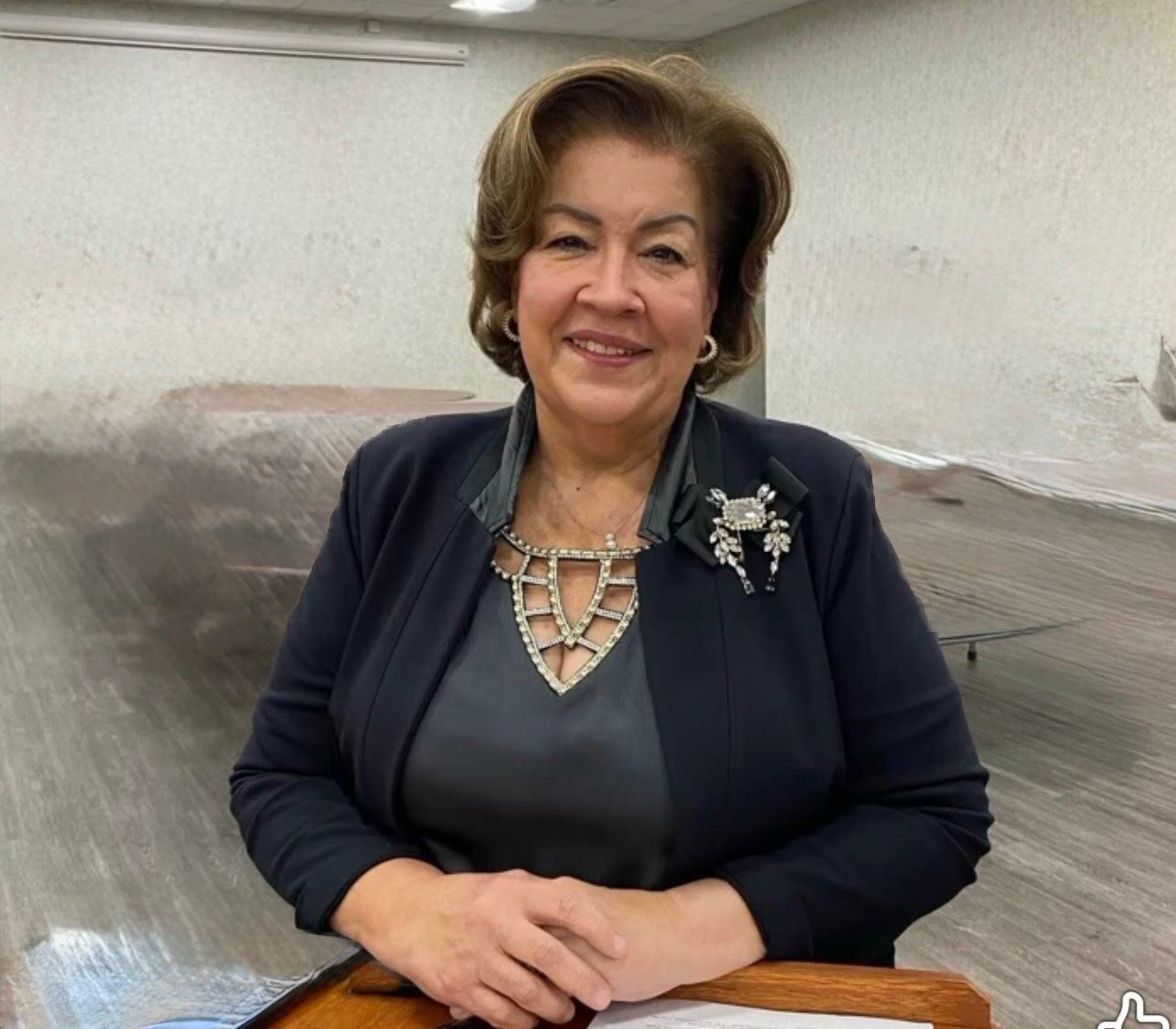 Commissioner Diane Velazquez urges residents to vote and calls for ...