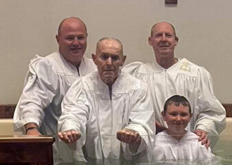 Kentucky church celebrates baptizing three generations of family in ...