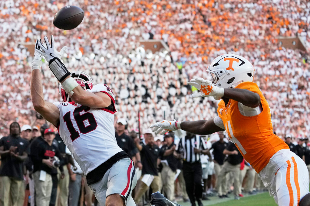 Texas A&M jumps to No. 10 in the AP Top 25, Notre Dame is the first ...