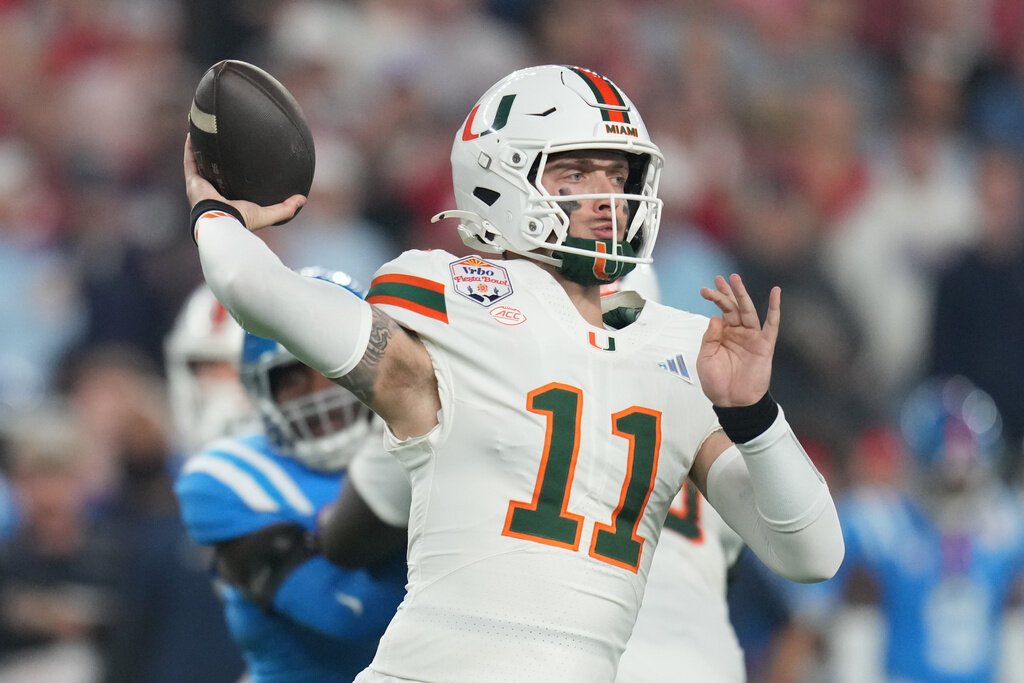 Carson Beck's college career set to end when Miami faces Indiana in ...