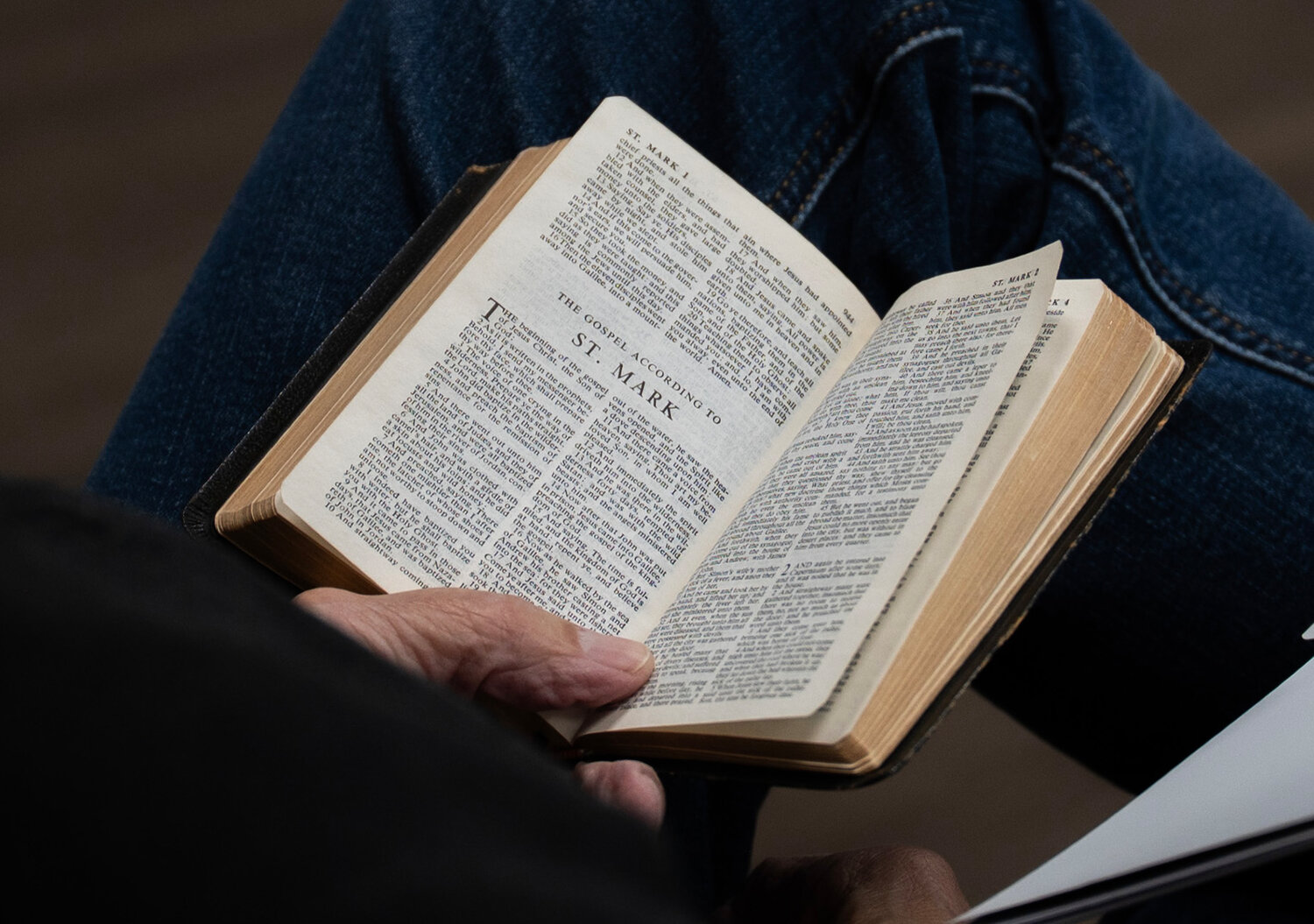Lifeway Research finds fewer than 1 in 3 churchgoers read the Bible ...