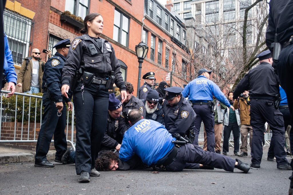 Men who brought explosives to NYC protest cited Islamic State as ...