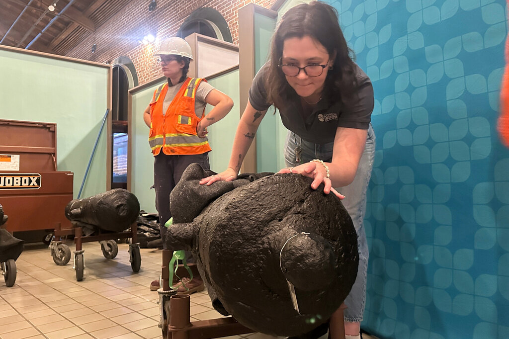 Cannons lost underwater during the American Revolution will soon go on ...