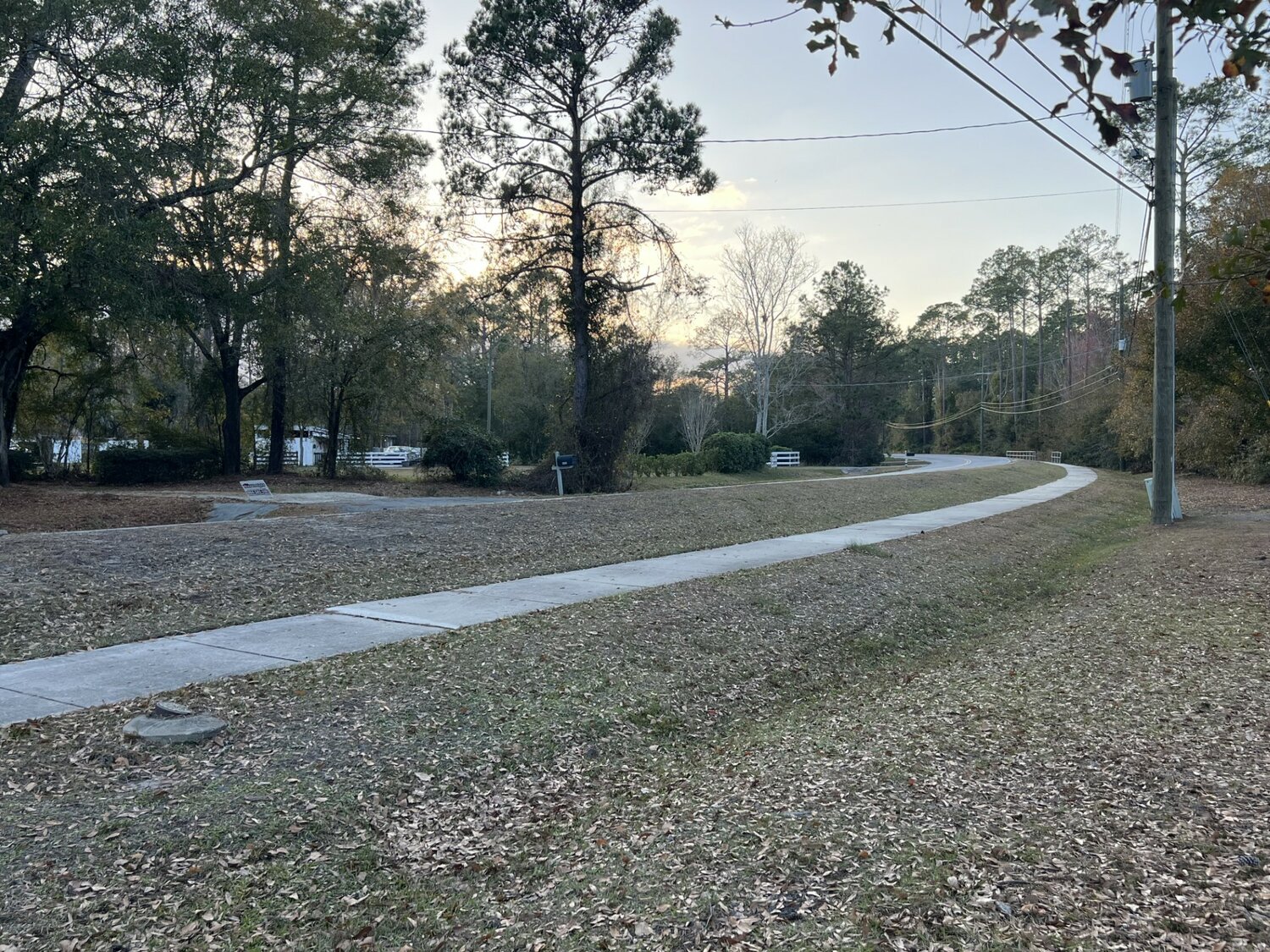 Where is the police presence on Raggedy Point Road? | Clay Today