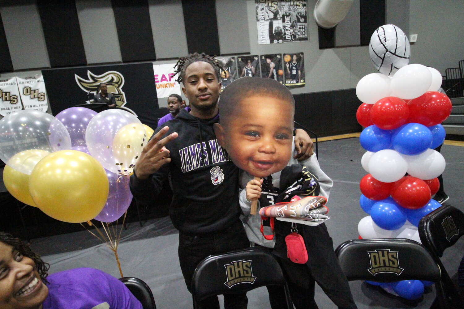 Knights volleyball puts five in college | Clay Today