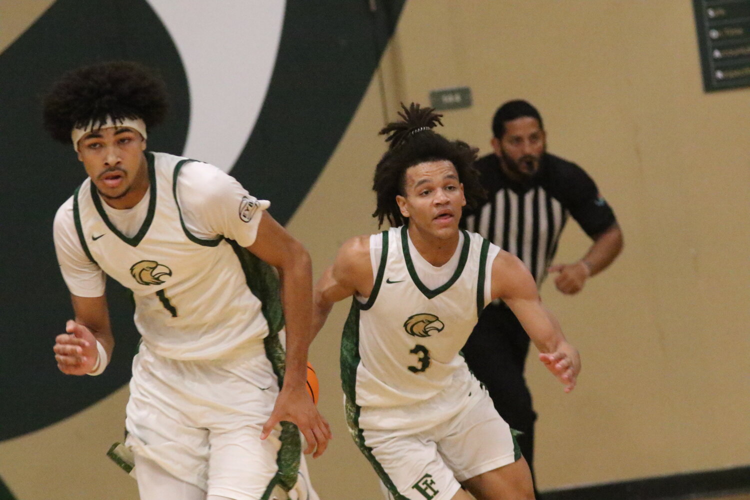 Crawford's 50 fuels Eagles to region final | Clay Today