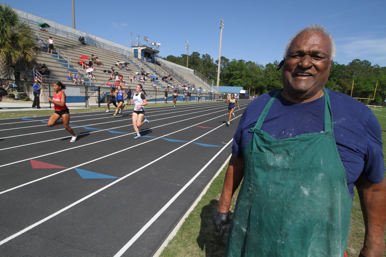 Ron Riddle Track debuts new track at Clay High | Clay Today