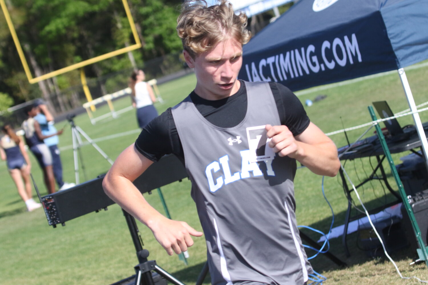 Ron Riddle Track debuts new track at Clay High | Clay Today