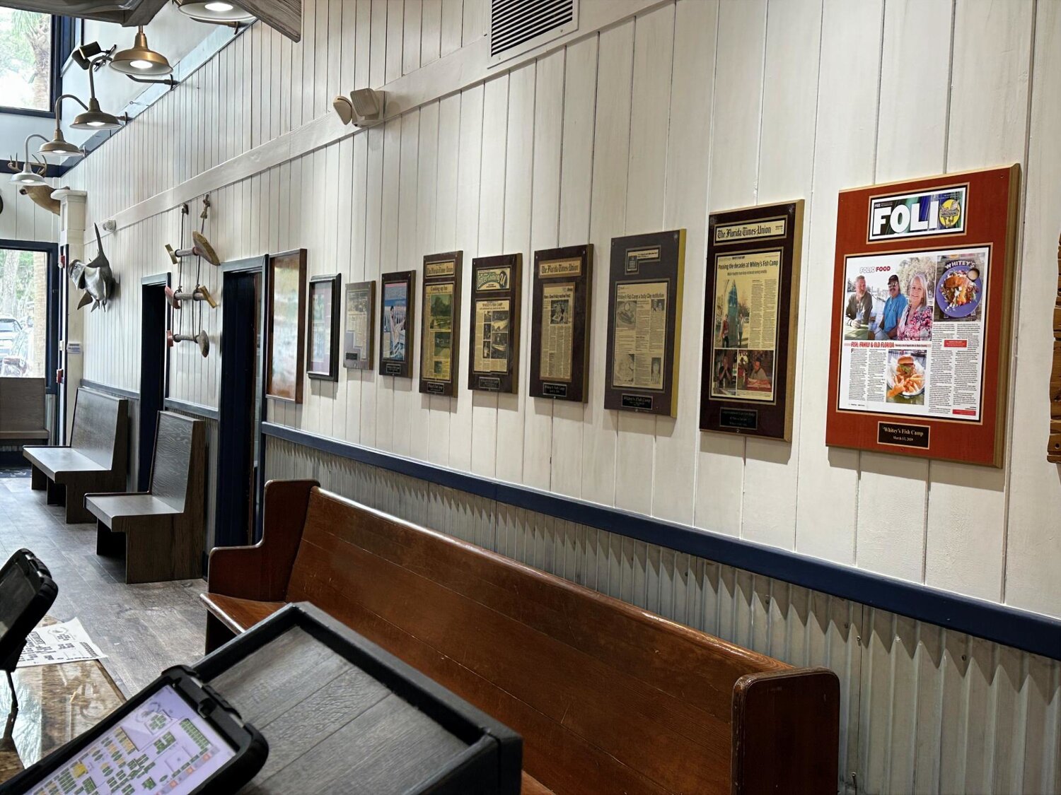 Refreshed iconic restaurant re-opens with new menu, ownership | Clay Today