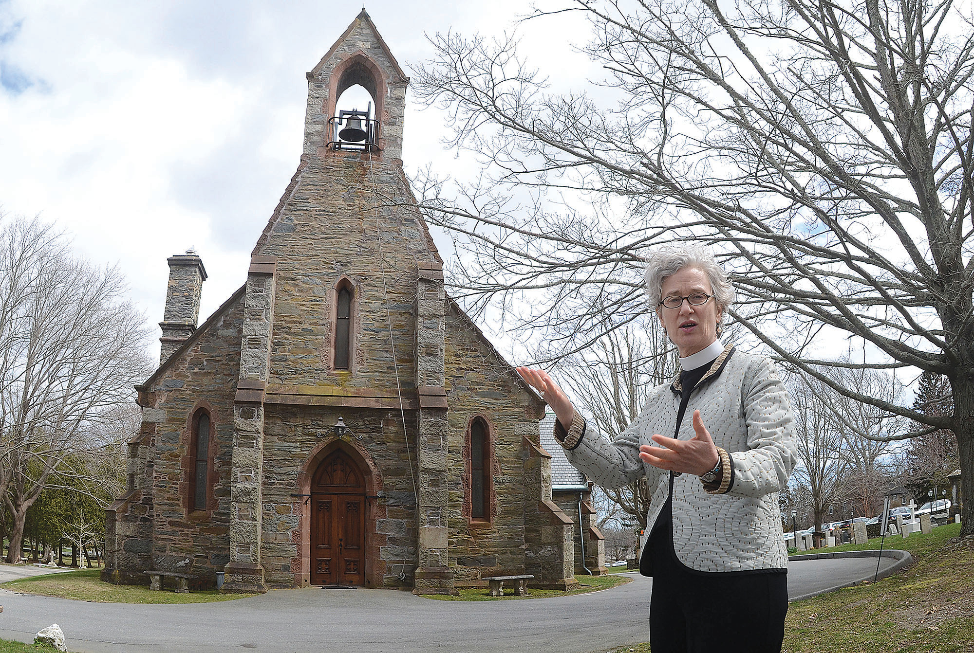 Portsmouth church honoring its founder's wishes | EastBayRI.com - News ...