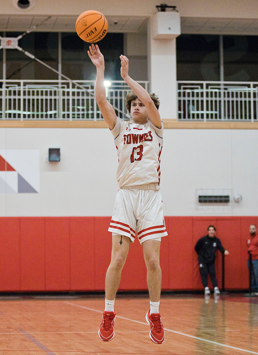East Providence earns 'character' boys' basketball victory | EastBayRI ...
