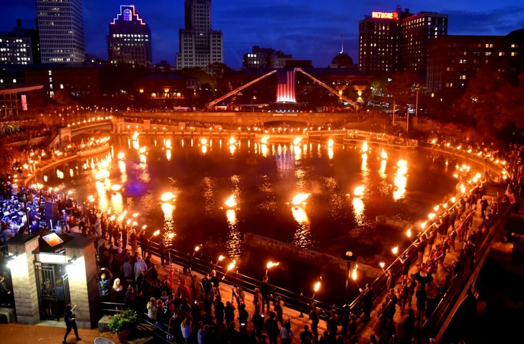 Waterfire hosts a 'Salute to Veterans' | EastBayRI.com - News, Opinion ...