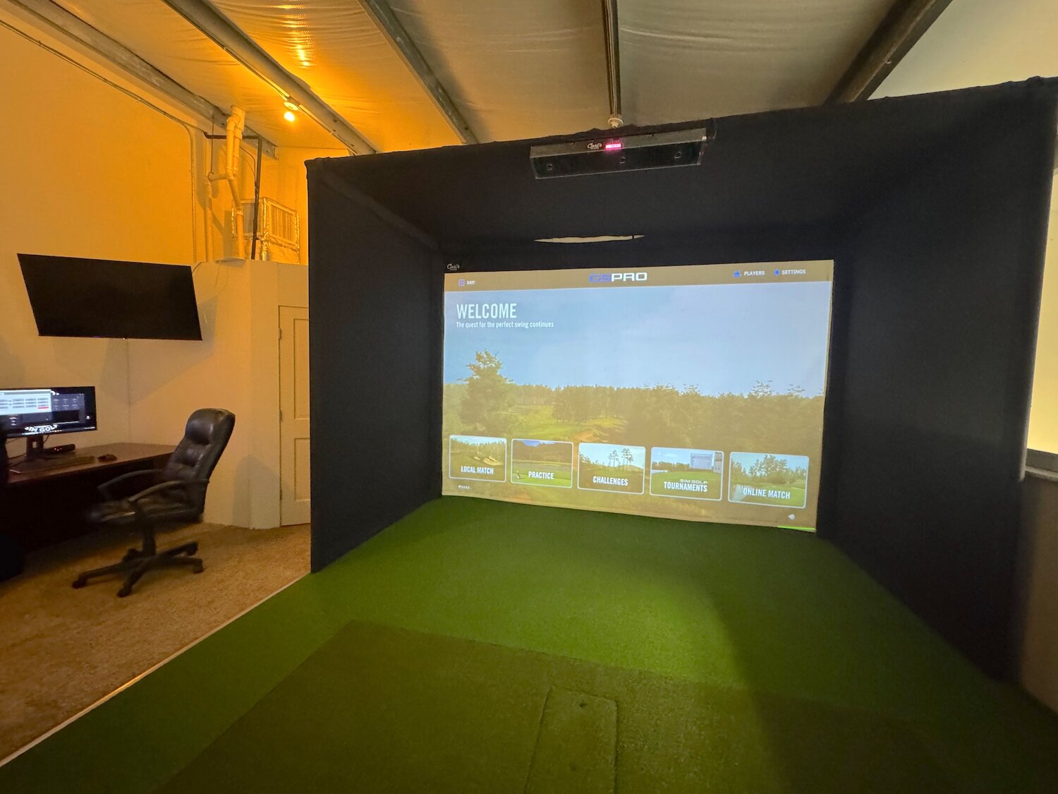 First of its kind golf simulator soon opens in Bristol | EastBayRI.com ...