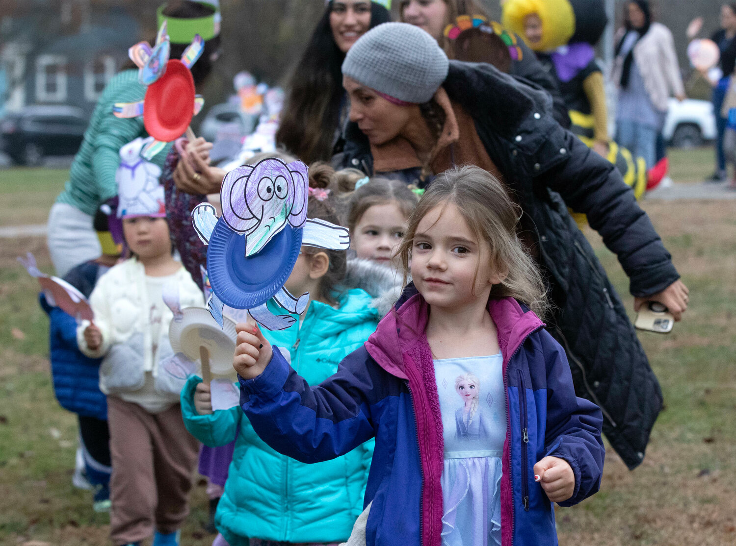 Elementary school students in Barrington hold their own parade ...