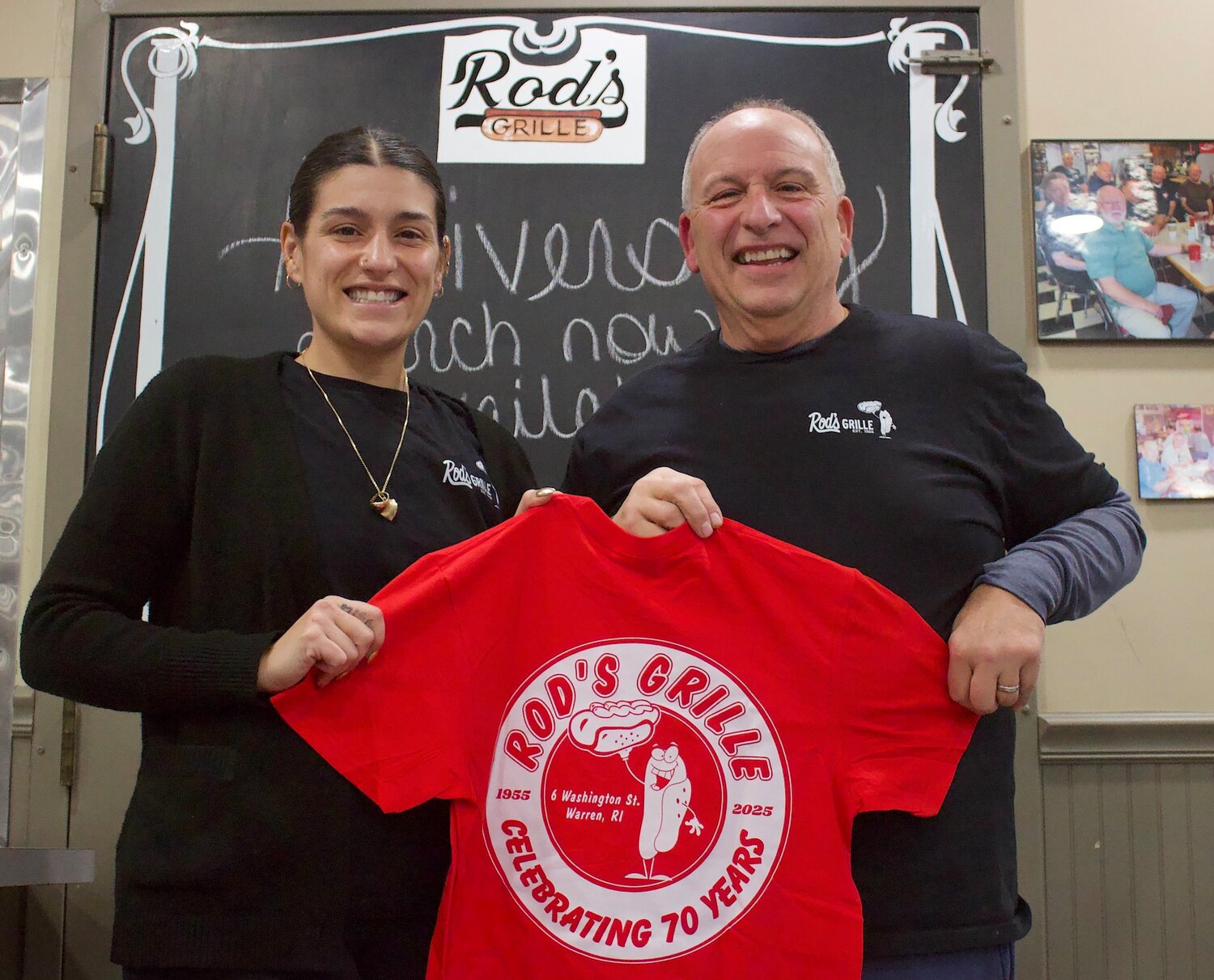Rod's Grille revels on its 70th anniversary | EastBayRI.com - News ...