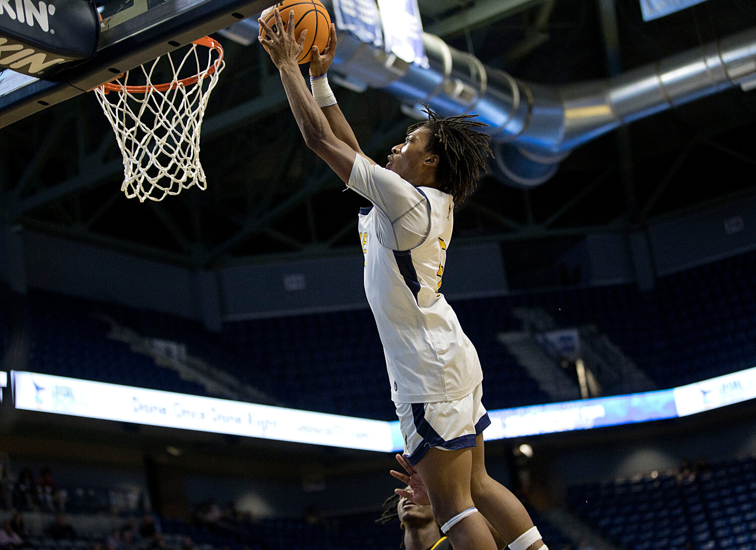 State championship sweep! Barrington teams win basketball titles ...