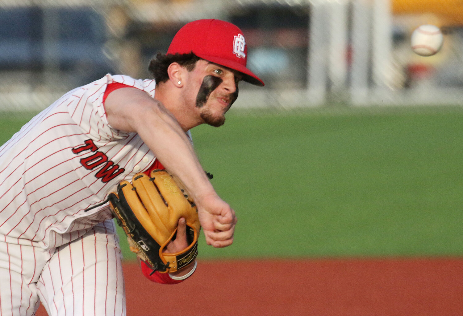 Renaud pitches gem for Townies in 3-0 victory over Hendricken ...