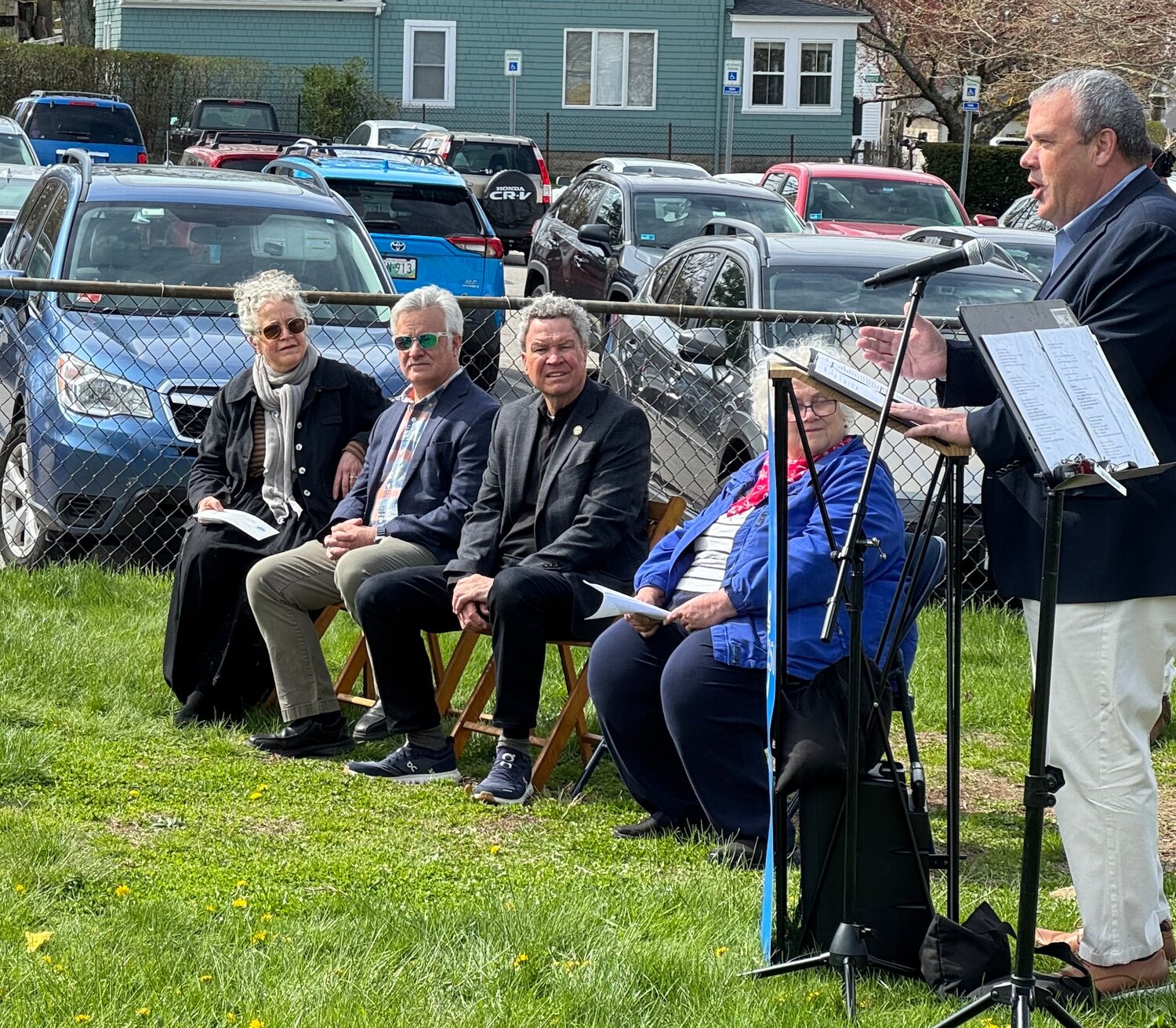 Warren's 'official' Fourth 250 tree is planted at Burr's Hill Park ...