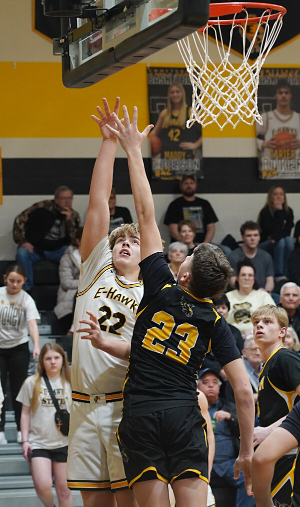 E-Hawks Roll Past Hinton, Advance to District Semifinals - Emmetsburg ...
