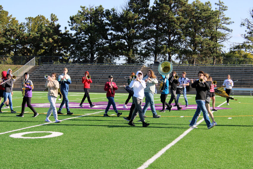 BHS Varsity, Freshman bands compete in first field competition ...