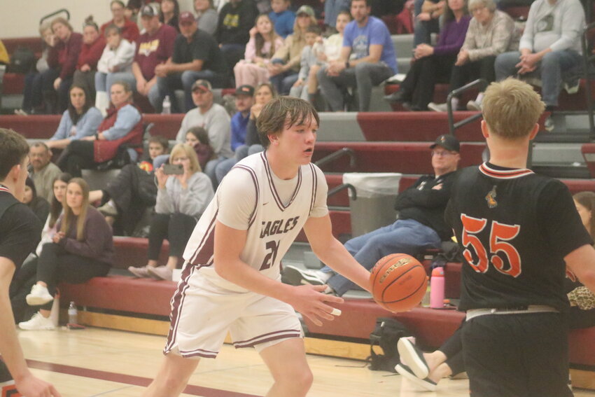 Arlington boys basketball drops home match to North Bend Central ...