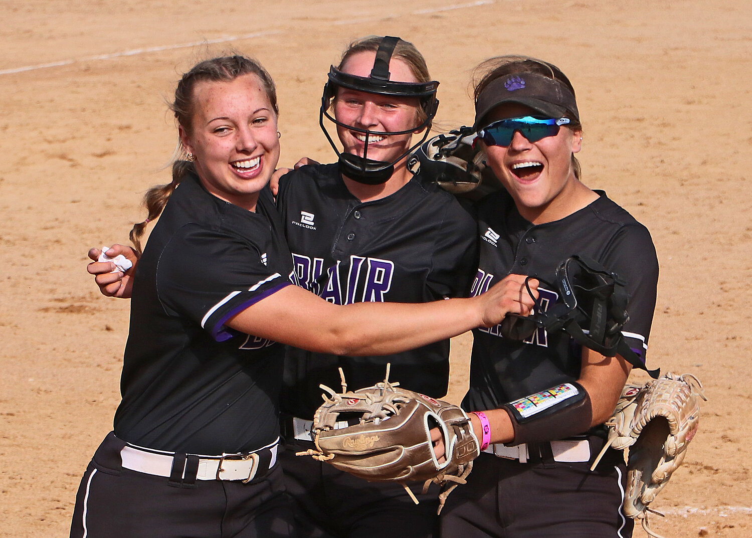 State Softball Update: Blair splits pair of games in Hastings ...