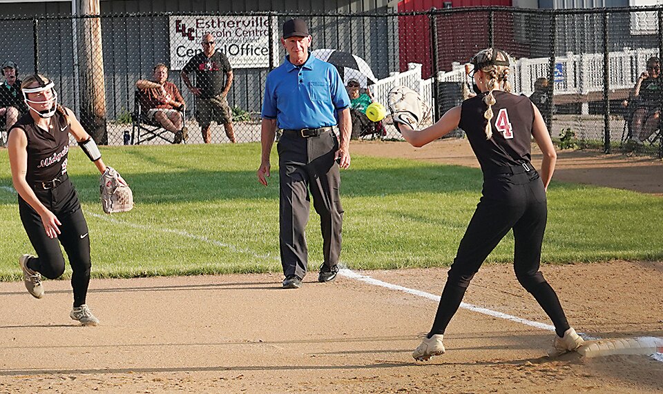 Midgets keep shutting down Lakes conference foes - Estherville News