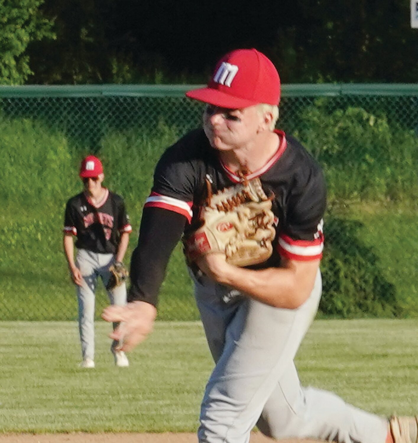 ELC picks up pair of wins at Madrid - Estherville News