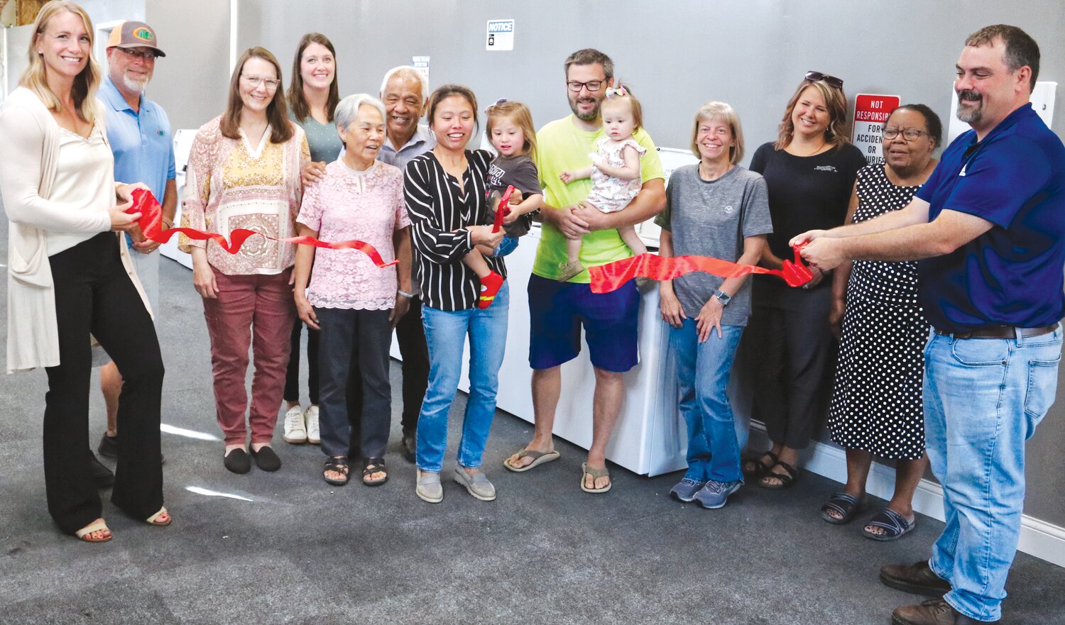 New laundromat opens downtown | The Fayette Advertiser