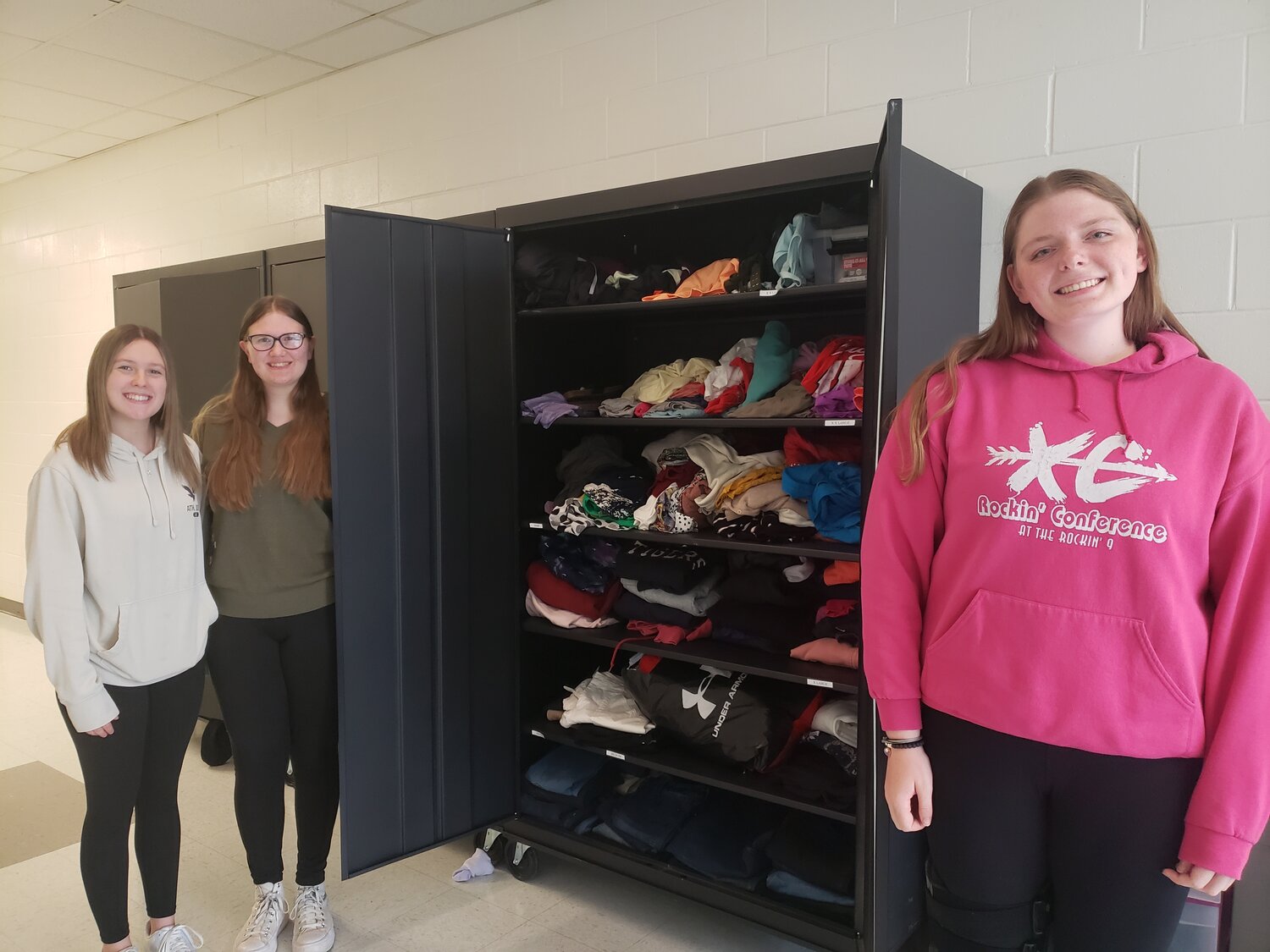 Community Closet Project Ensures Clothing Access For Students ...