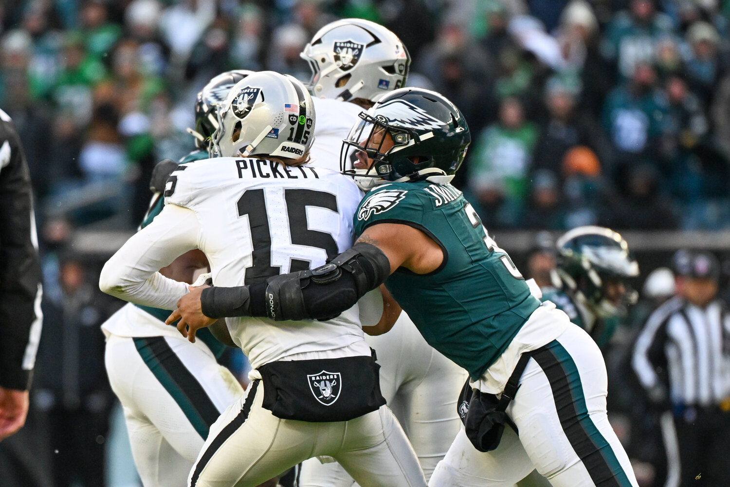 Eagles pick up fifth-year options on Jalen Carter & Nolan Smith - Metro ...