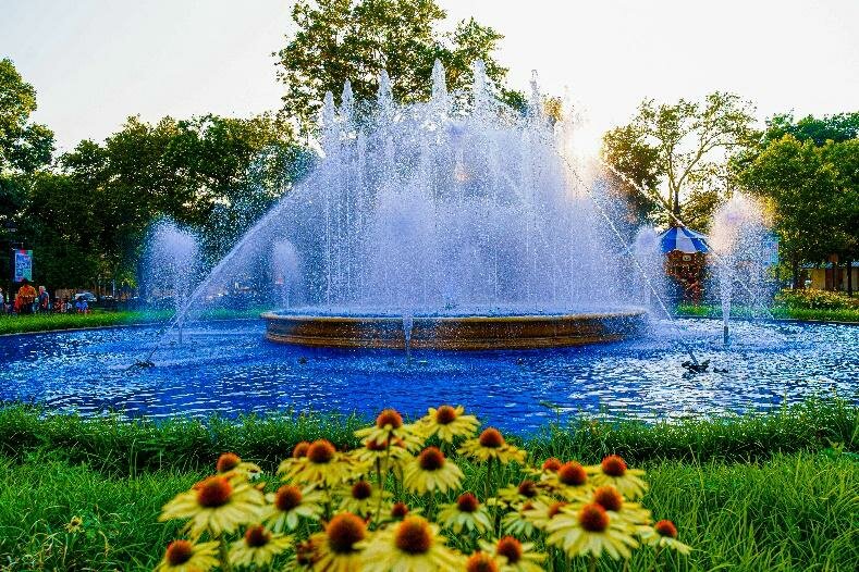 Franklin Square celebrates 20 years with full lineup of events ...
