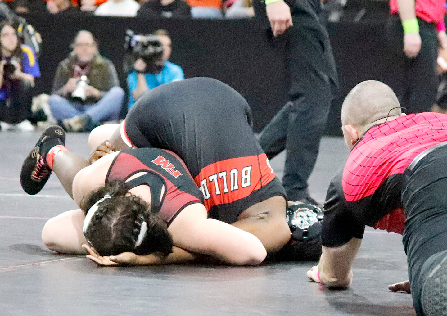 Smith moves into semis at IGHSAU state wrestling - Pen City Current