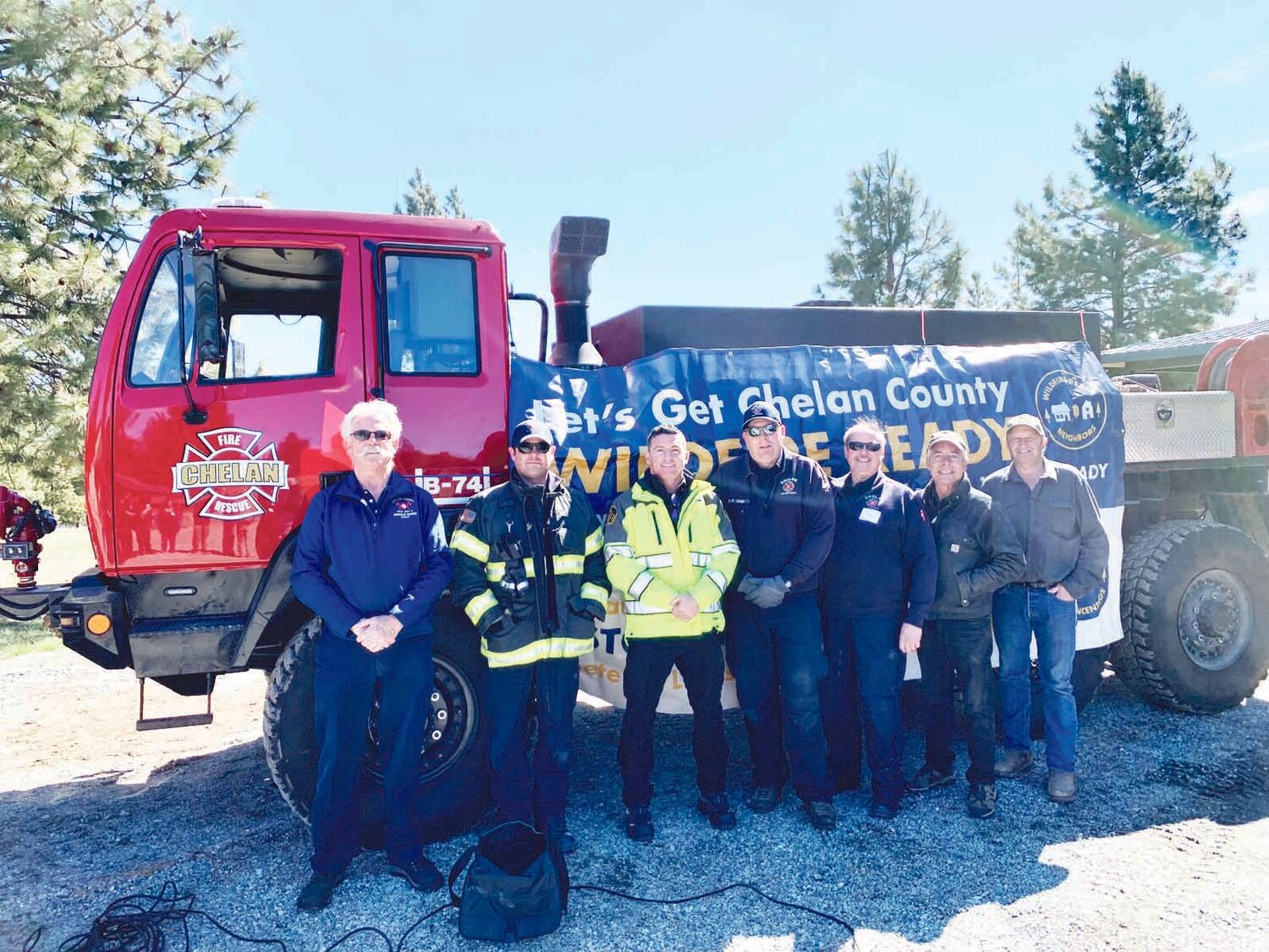 Chelan neighbors work together to protect homes, properties from ...