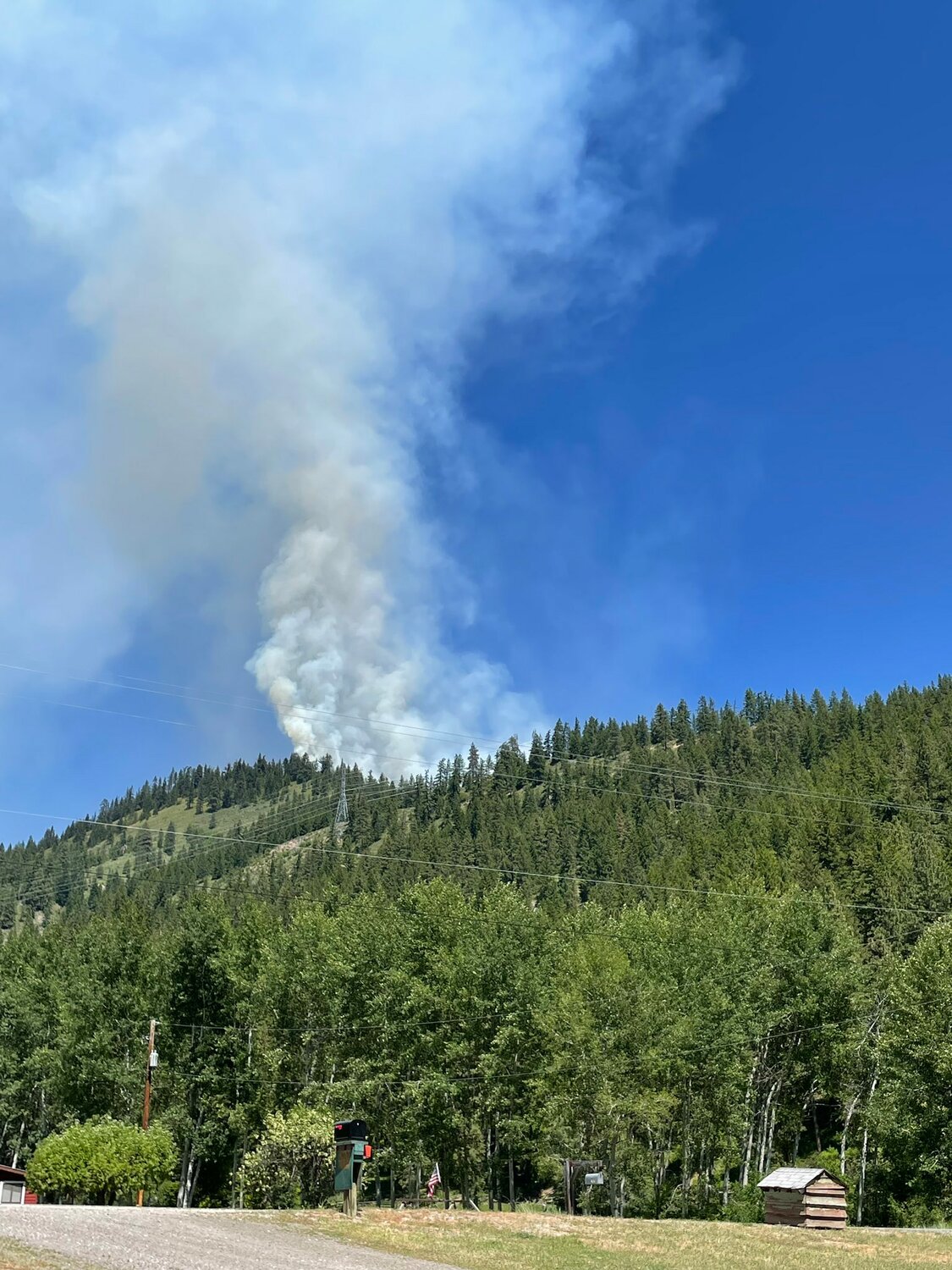 Resources grow as Second Creek fire continues - Wenatchee Business Journal