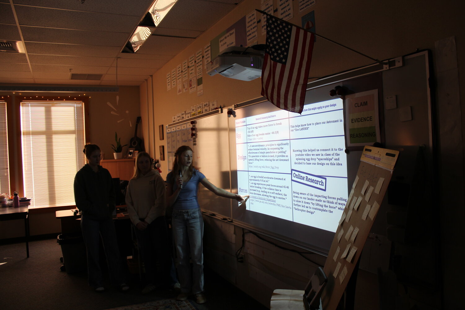 Cashmere Middle School tour highlights collaboration, hands-on learning ...